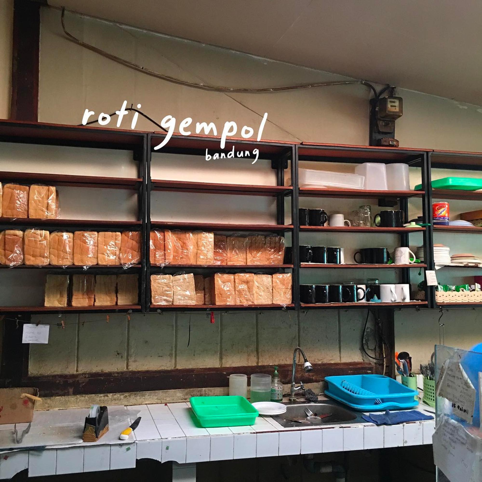 Roti Gempol Bandung: Sejak 1958