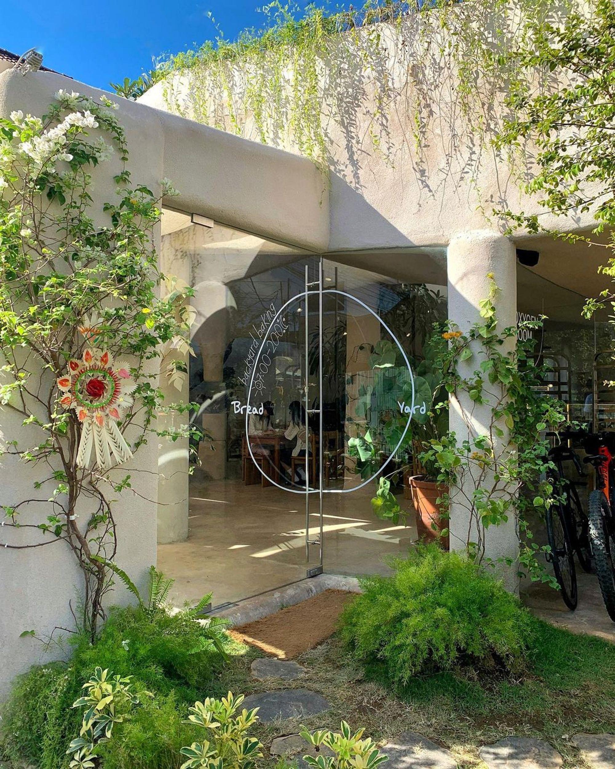 Bread Yard Seminyak: Menu Prices, Location, and Opening Hours