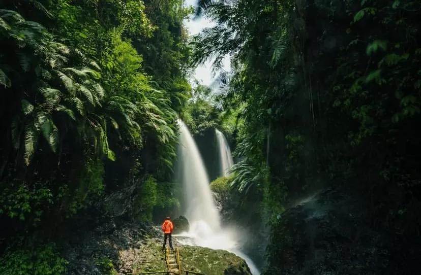 Curug Aseupan Parongpong: Beautiful Waterfall and Fun Trekking