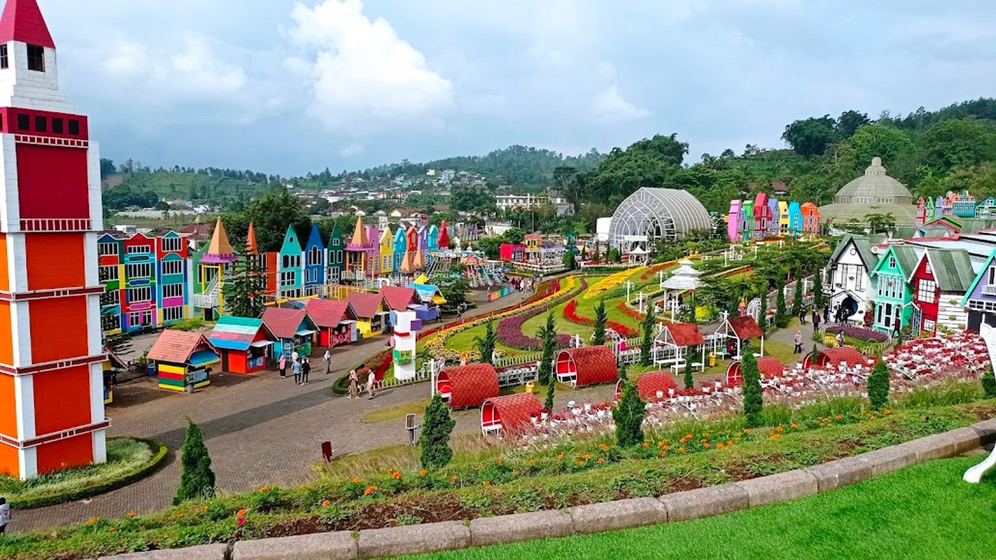Asiknya Berlibur di Flora Wisata San Terra Malang!