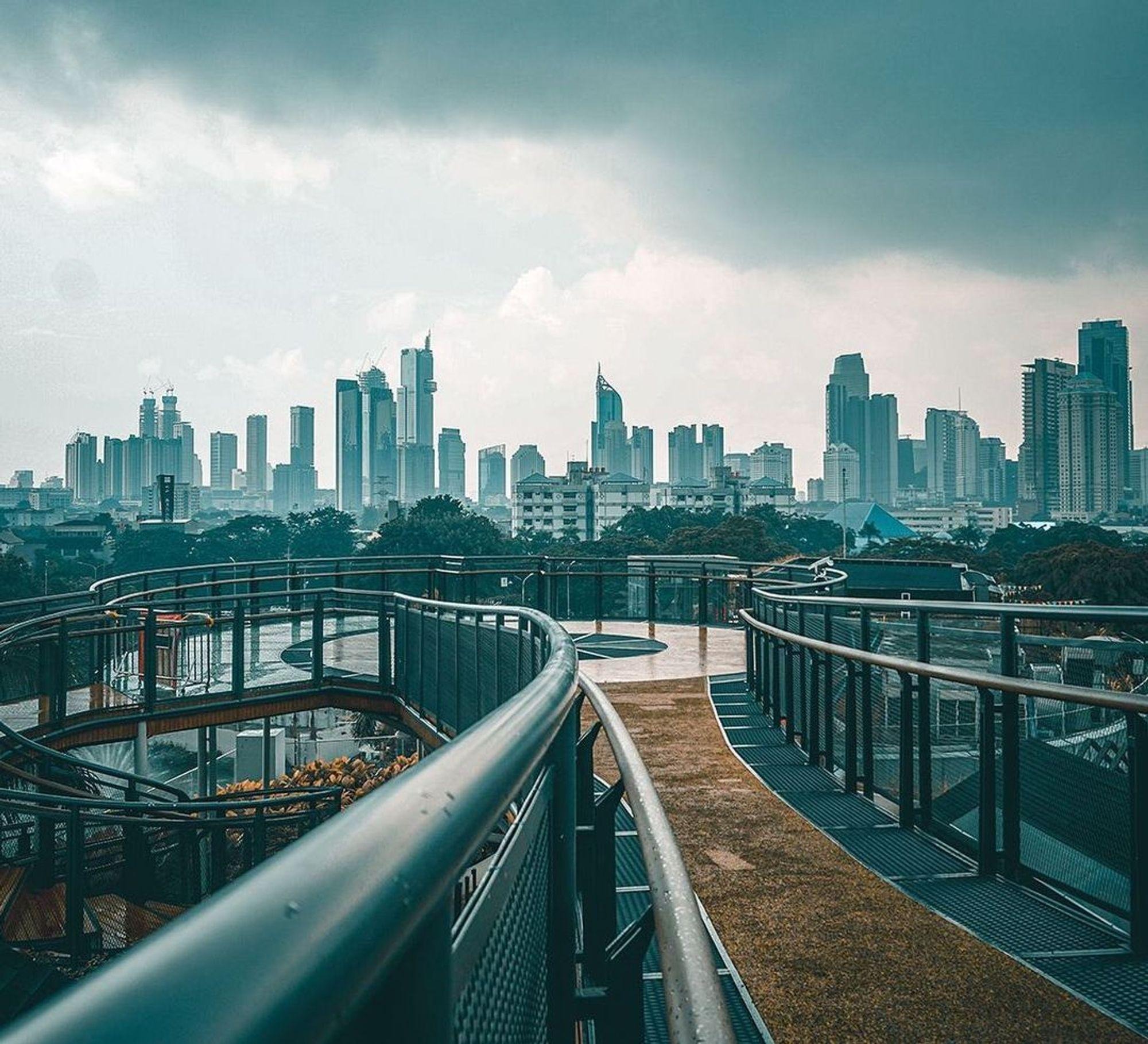 Senayan Park: Tiket Masuk, Daya Tarik, Suasana