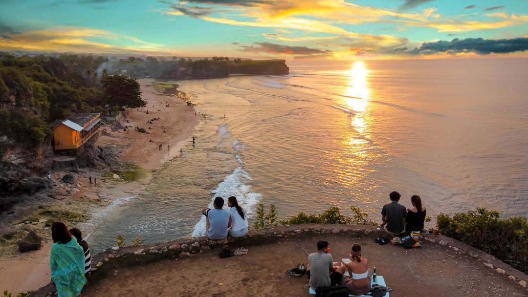 Balangan Beach: Surfing and Sunset Paradise in South Bali