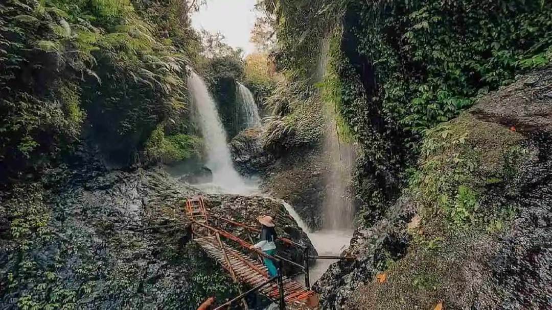 Curug Aseupan Parongpong: Beautiful Waterfall and Fun Trekking