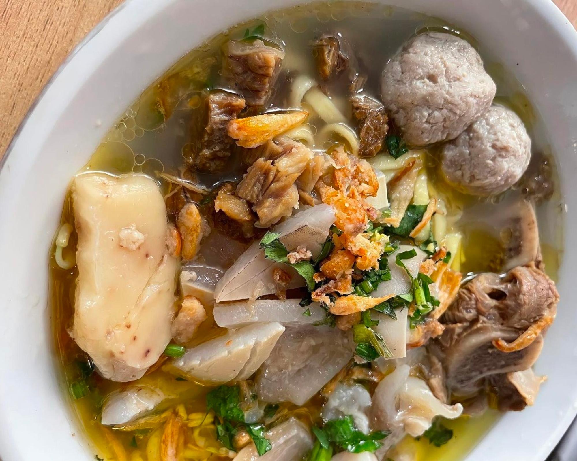 Mie Kocok Mang Dadeng: Menu Prices and Opening Hours