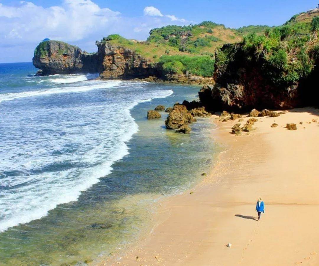 Ngeden Beach: Hidden Beauty in Gunungkidul