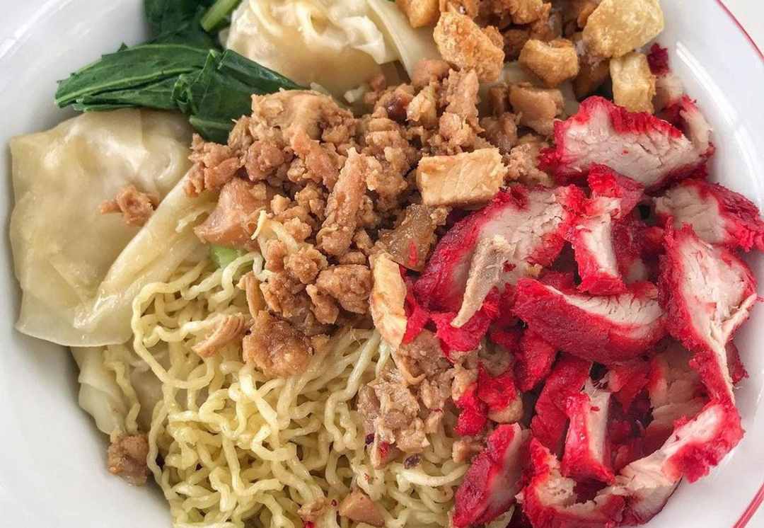 Must Eat in Jakarta: Bakmi Amoy Noodle Bar