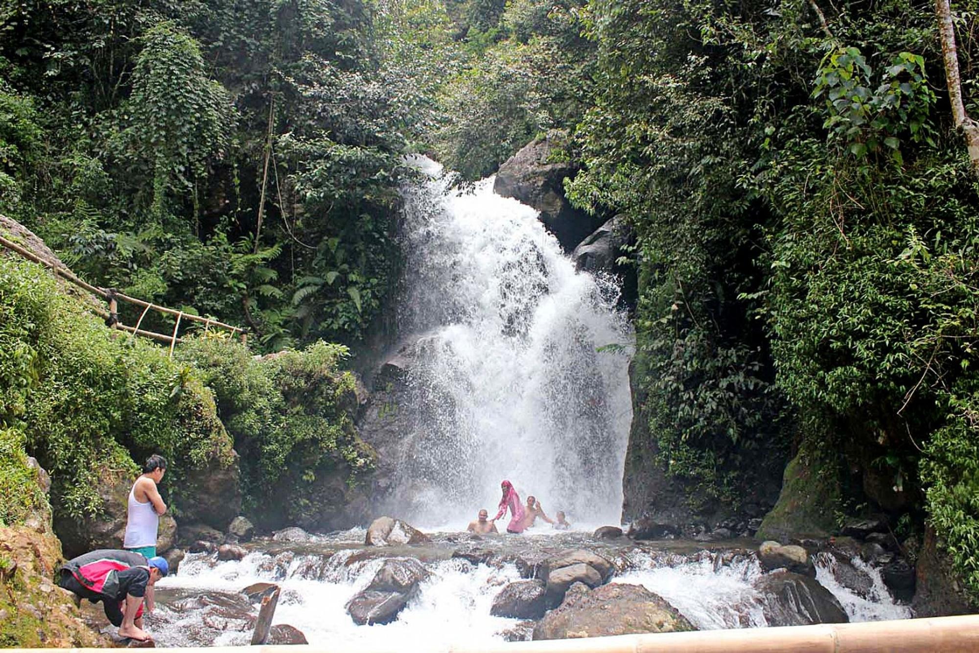 Tips Menginap di Curug Cipamingkis Puncak